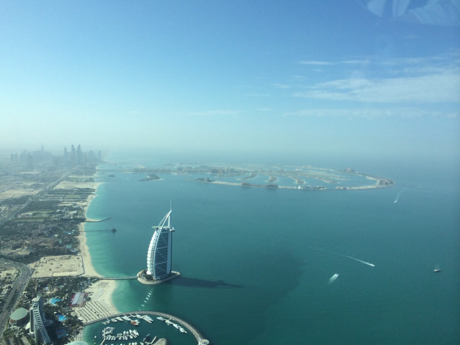 Dubai dove si trova: cosa vedere e dove dormire 2025